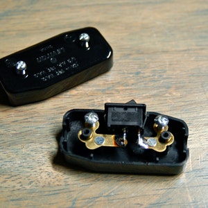 Inline Cord Switch - Leviton Rocker Style Feed Thru Switch - Top ...