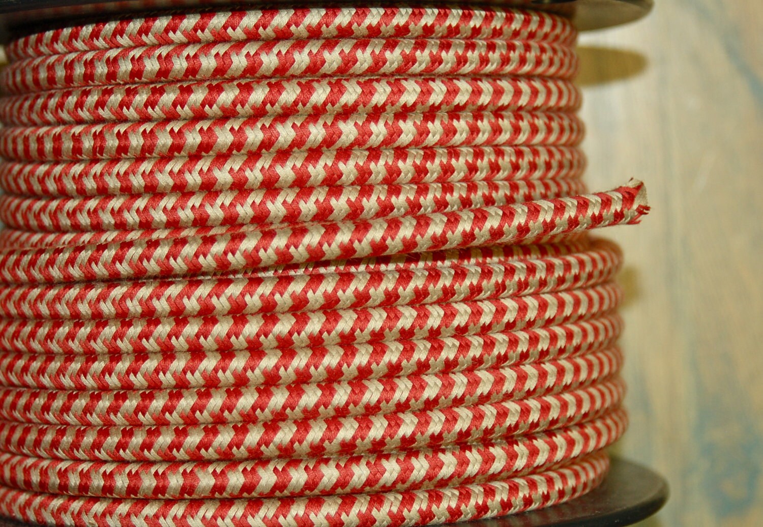 6 Feet: Hounds-tooth Cloth Covered 3-wire Round Cord Vintage - Etsy