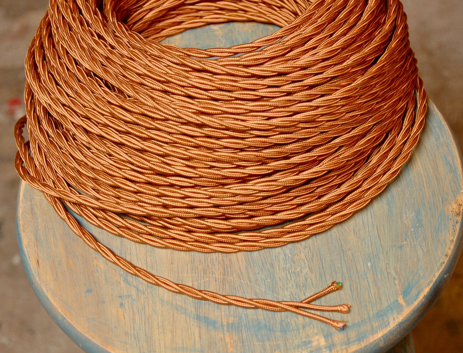 6 Feet: Bronze Cloth Covered 3-wire Twisted Cord Vintage - Etsy