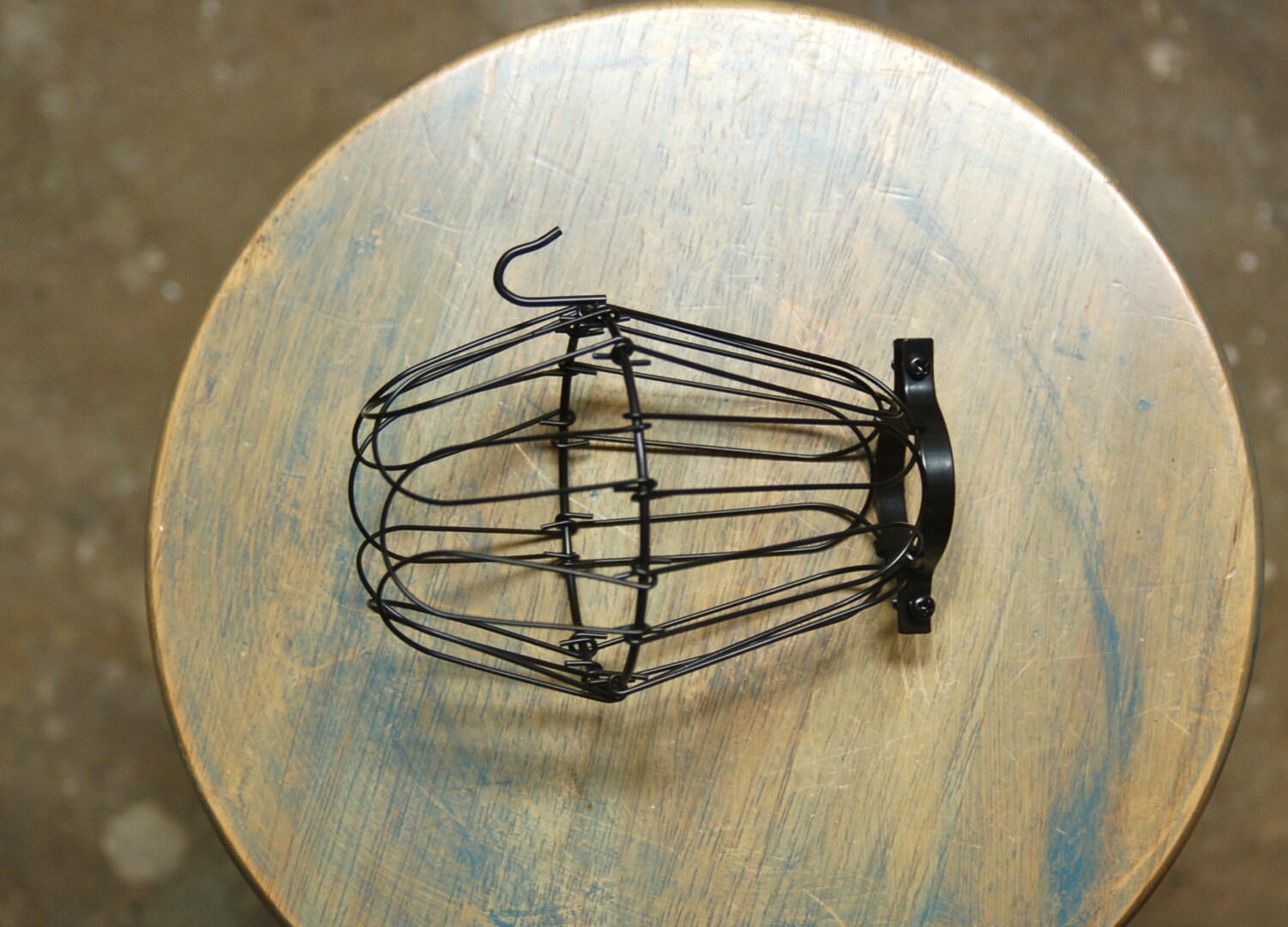 Black Wire Bulb Cage Clamp on Lamp Guard for Vintage Trouble - Etsy