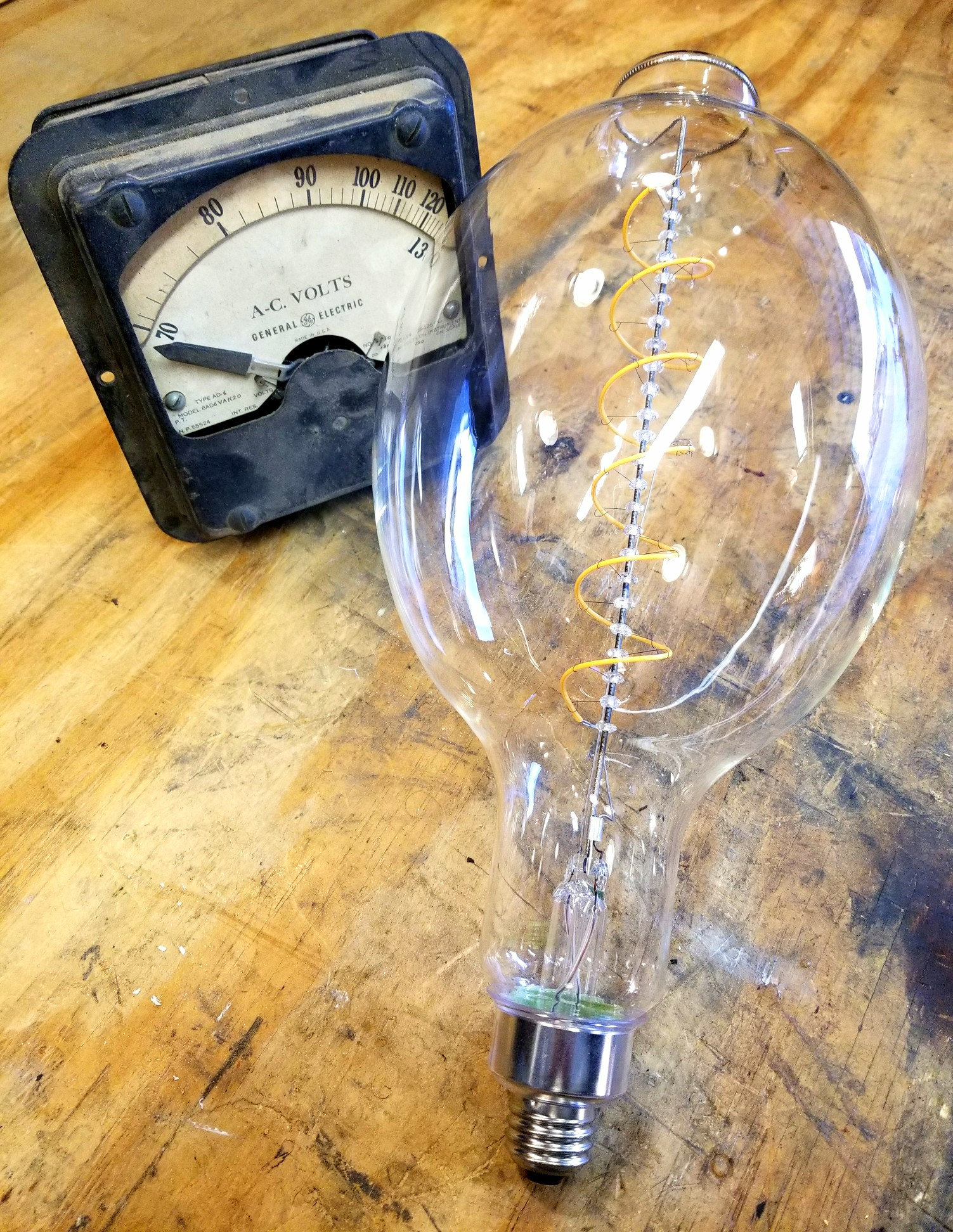 Grand Nostalgic Bulb LED BT56 Halide Shape 4w Oversized | Etsy