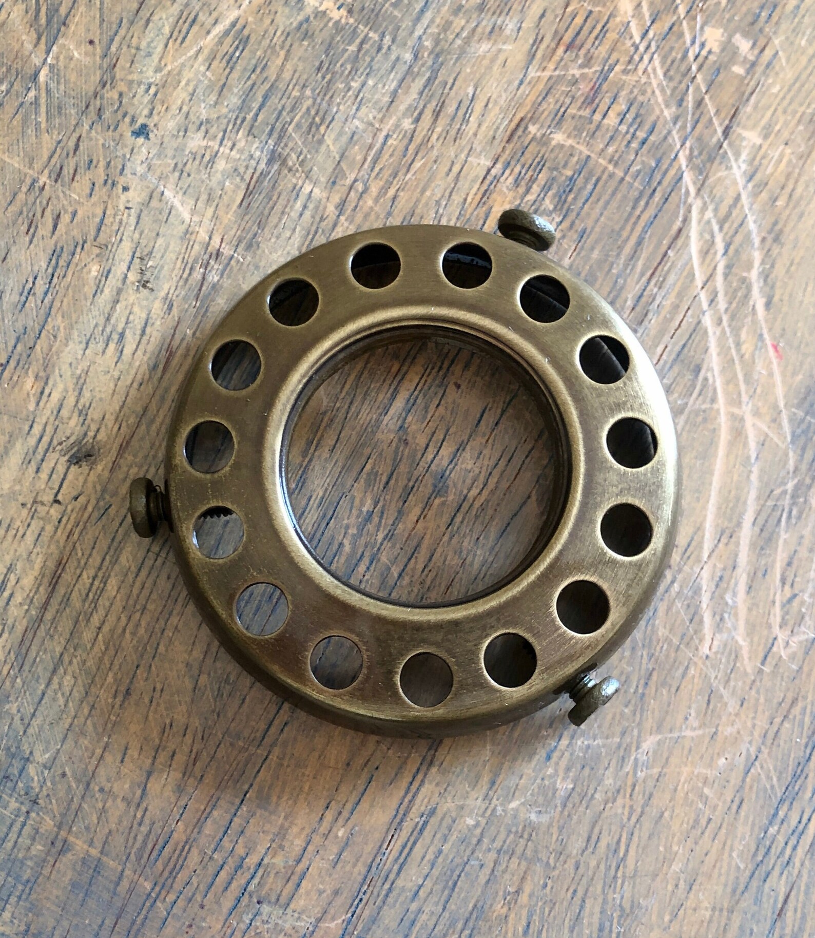 2-1/4 Shade Fitter Uno Thread Stamped Brass Socket - Etsy