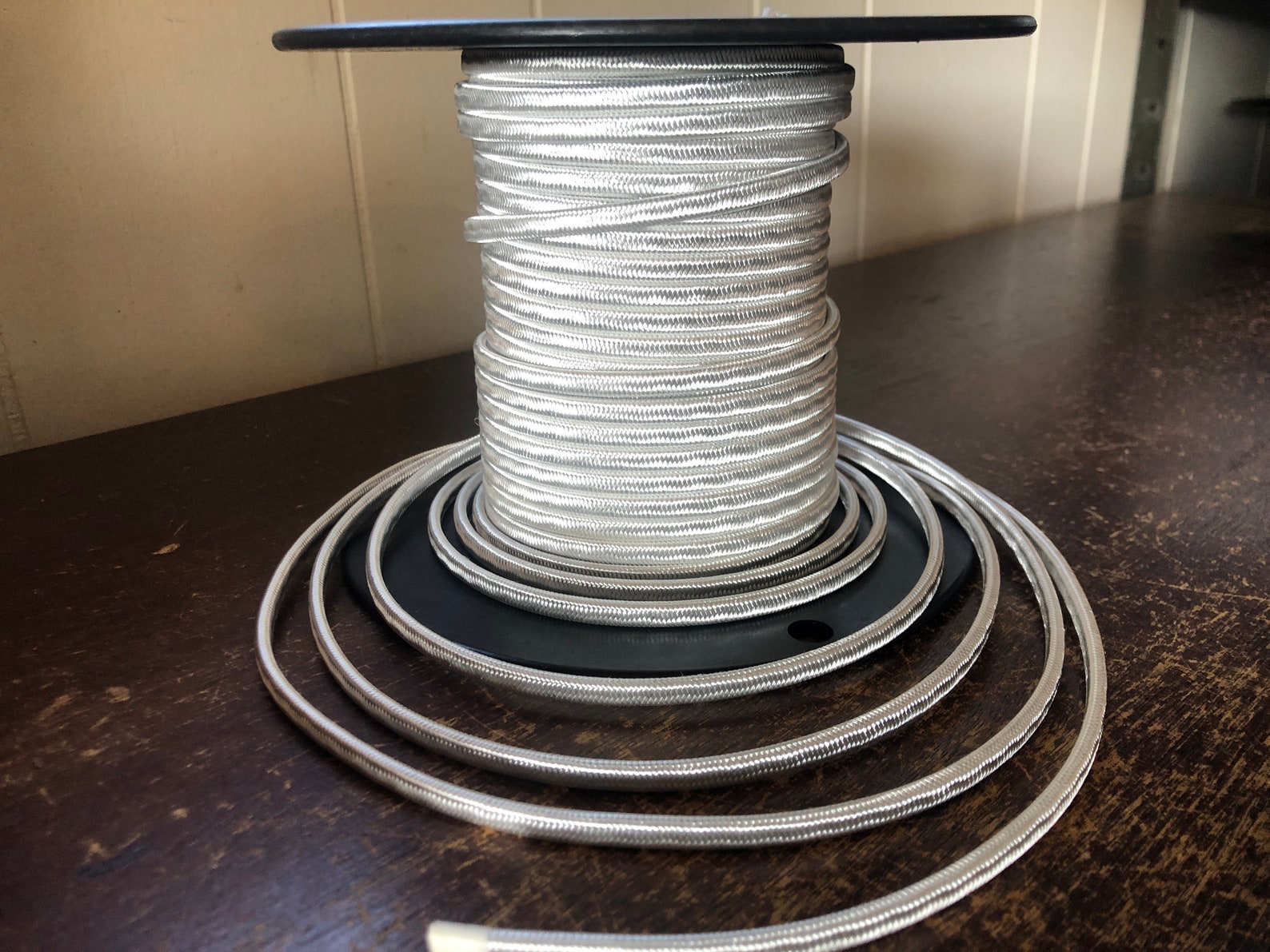 6 Feet: White 2-wire Cloth Covered Cord, Vintage Style Cloth Electrical ...