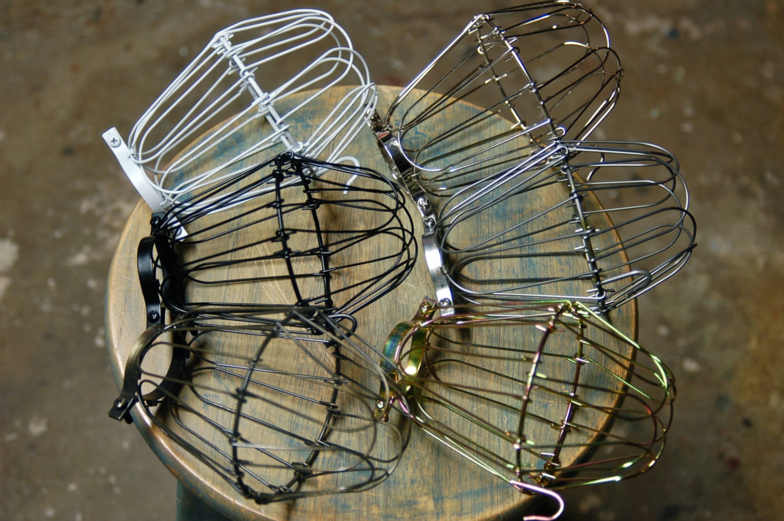 Black Wire Bulb Cage Clamp on Lamp Guard for Vintage Trouble - Etsy