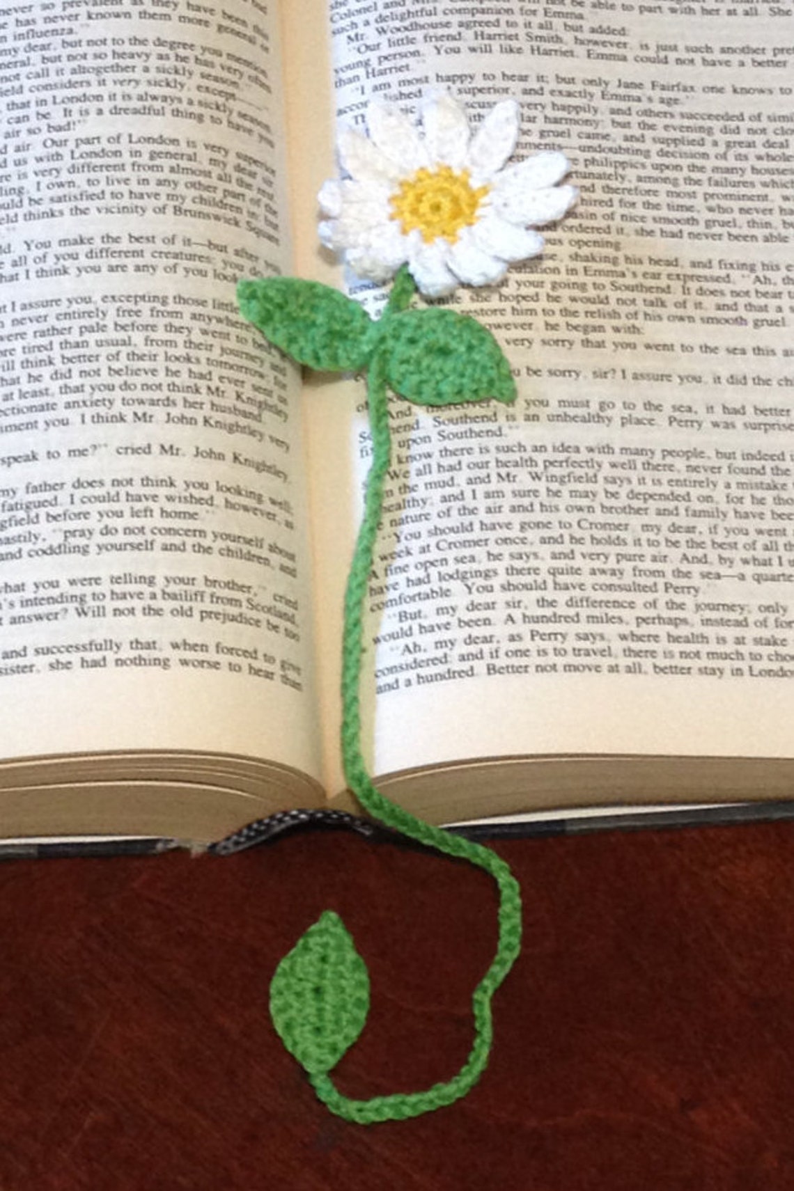 Crochet Daisy Bookmark Perfect Gift for Your Book Club - Etsy