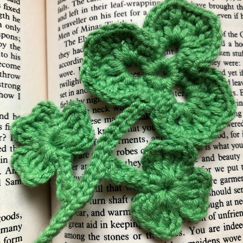 Shamrock Bookmark Perfect Teacher Gift, for School Librarians, Yout ...