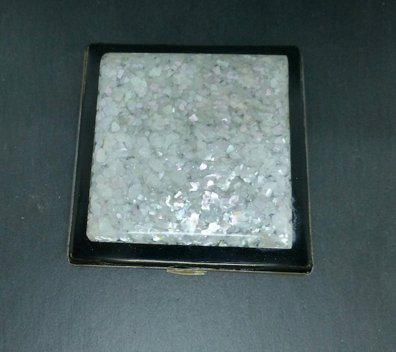 Confetti Lucite Powder Compact - Gem