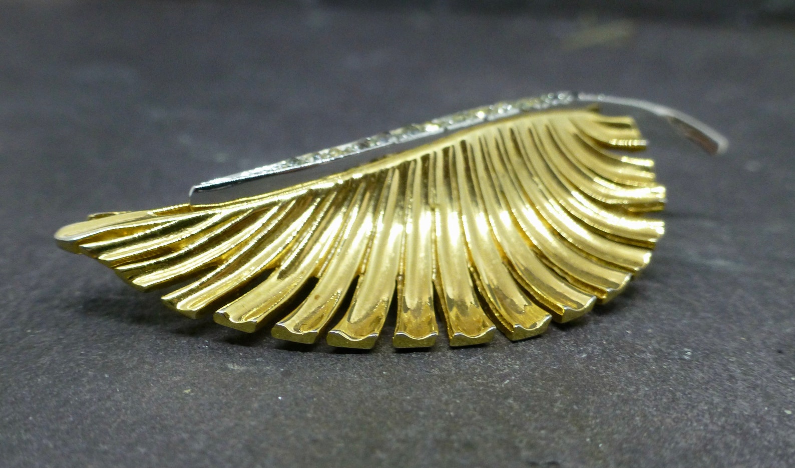 Boucher Gold Tone Leaf Brooch - Etsy