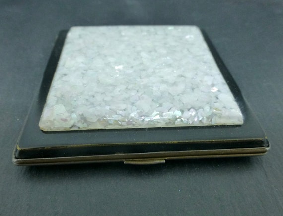 Confetti Lucite Powder Compact - Gem