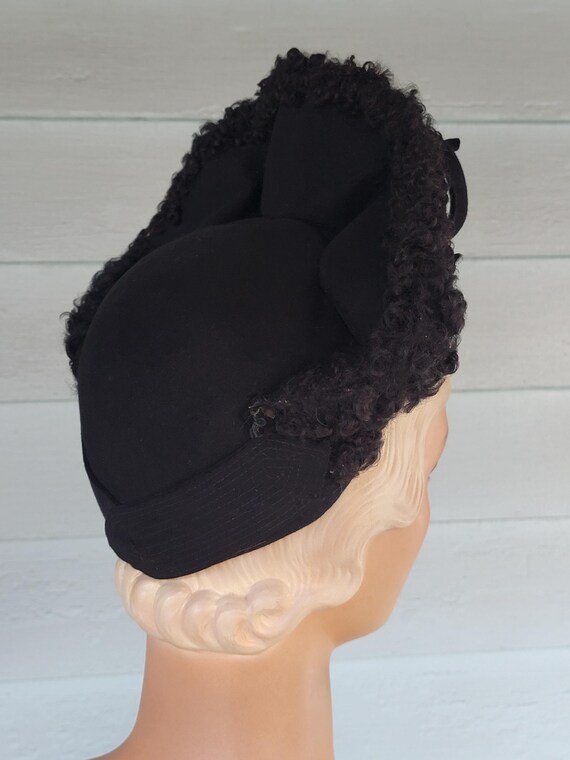 1940's Black Persian Lamb Wool Felt Hat with Hatpin - Gem