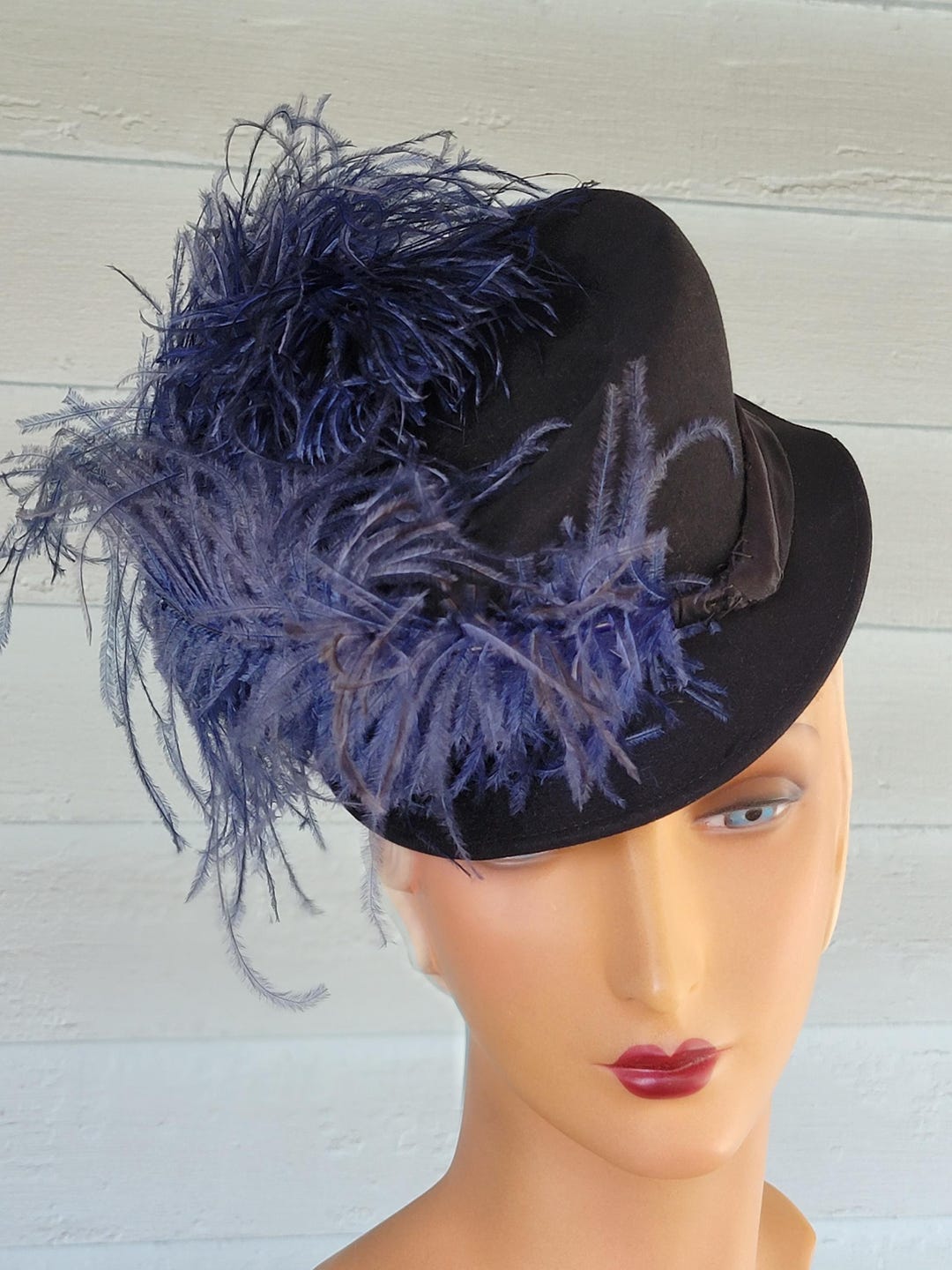 1940's Black Wool Felt Tilt Topper Hat With Blue Ostrich Feathers - Etsy