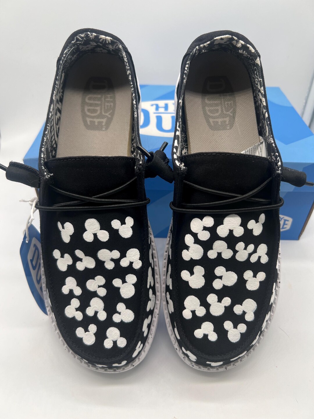 Mickey and Minnie Shoes Hand Painted Minnie Mouse Shoes Disney Shoes ...