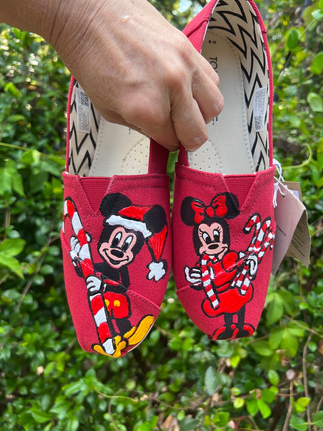 Disney Christmas Shoes Hand Painted Disney Shoes Disney Mickey ...