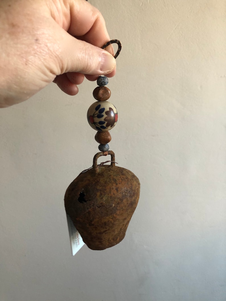 Rusty Vintage Bell Rusty Bell Vintage Cow Bell Beaded - Etsy