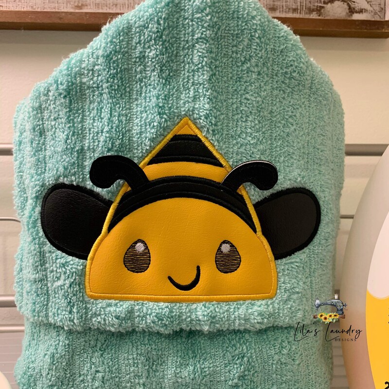 Bee Applique - Etsy