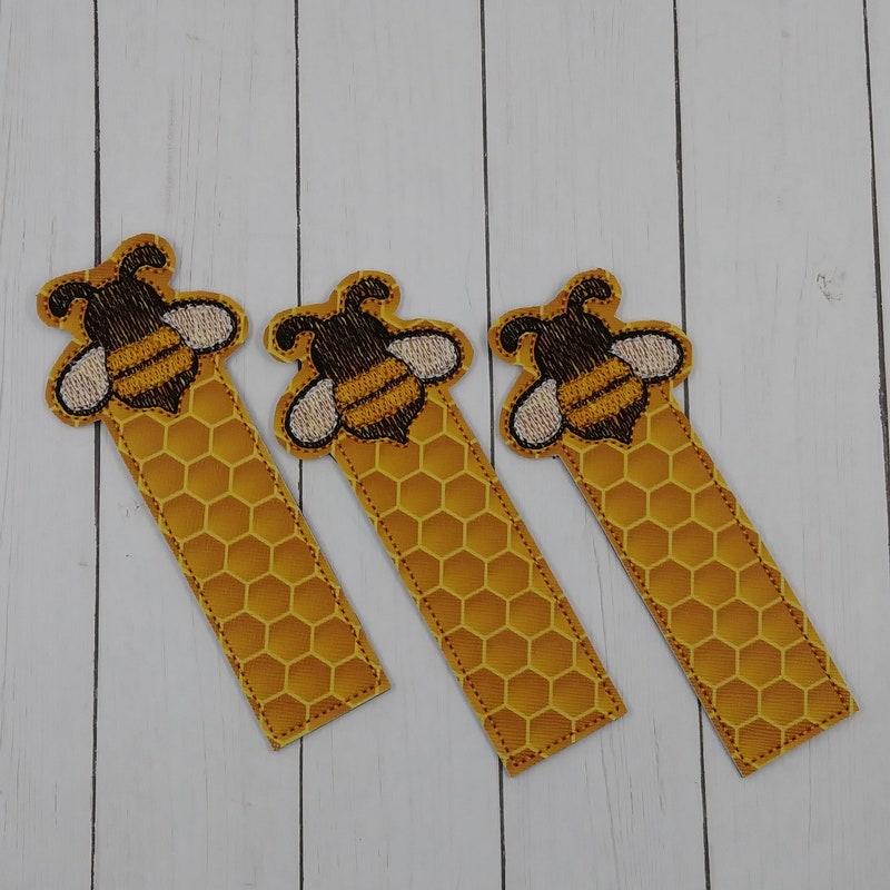 Bee Bookmark - Etsy