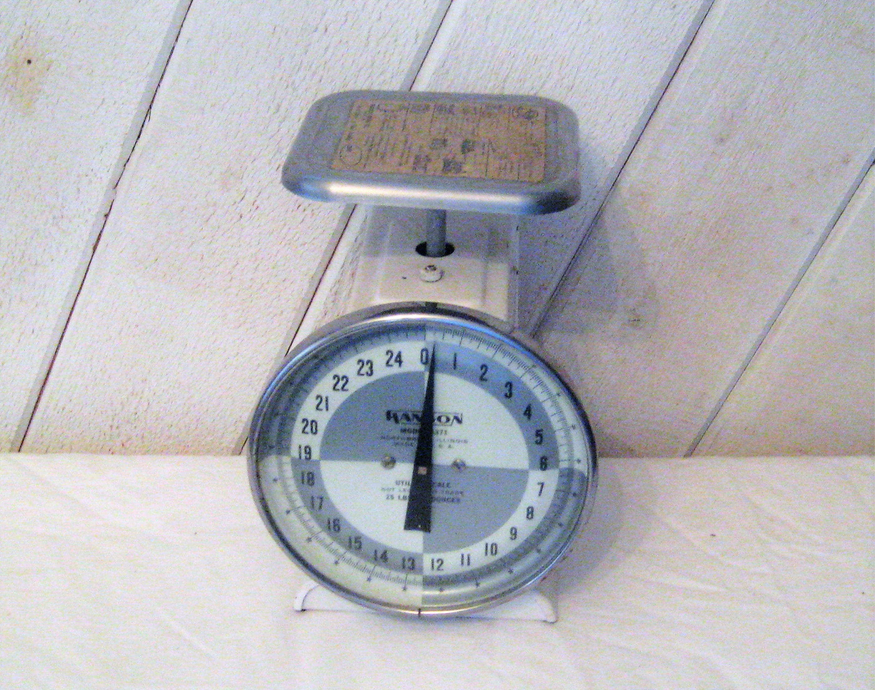 Vintage Kitchen Food Scale, 50s 60s Scales, Hanson Scale, White Chrome ...