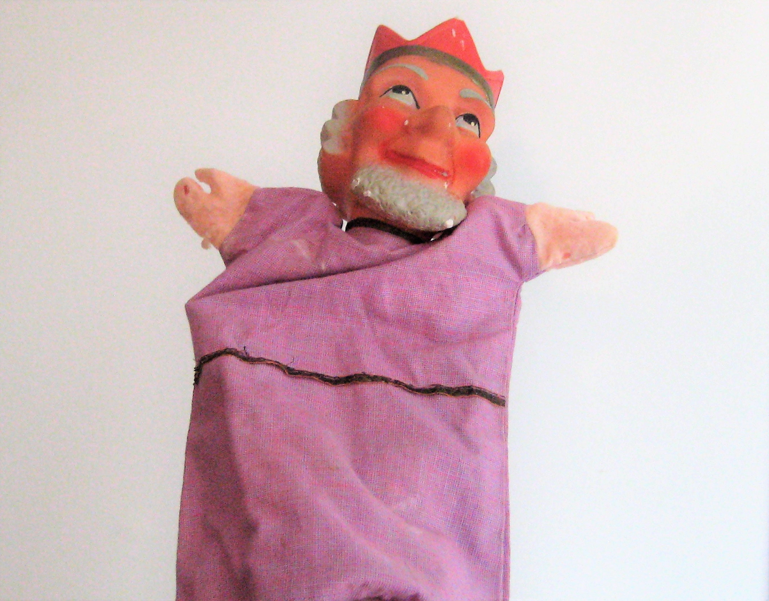 Pair of Vintage Hand Puppets King With Crown Snaggle Tooth - Etsy UK