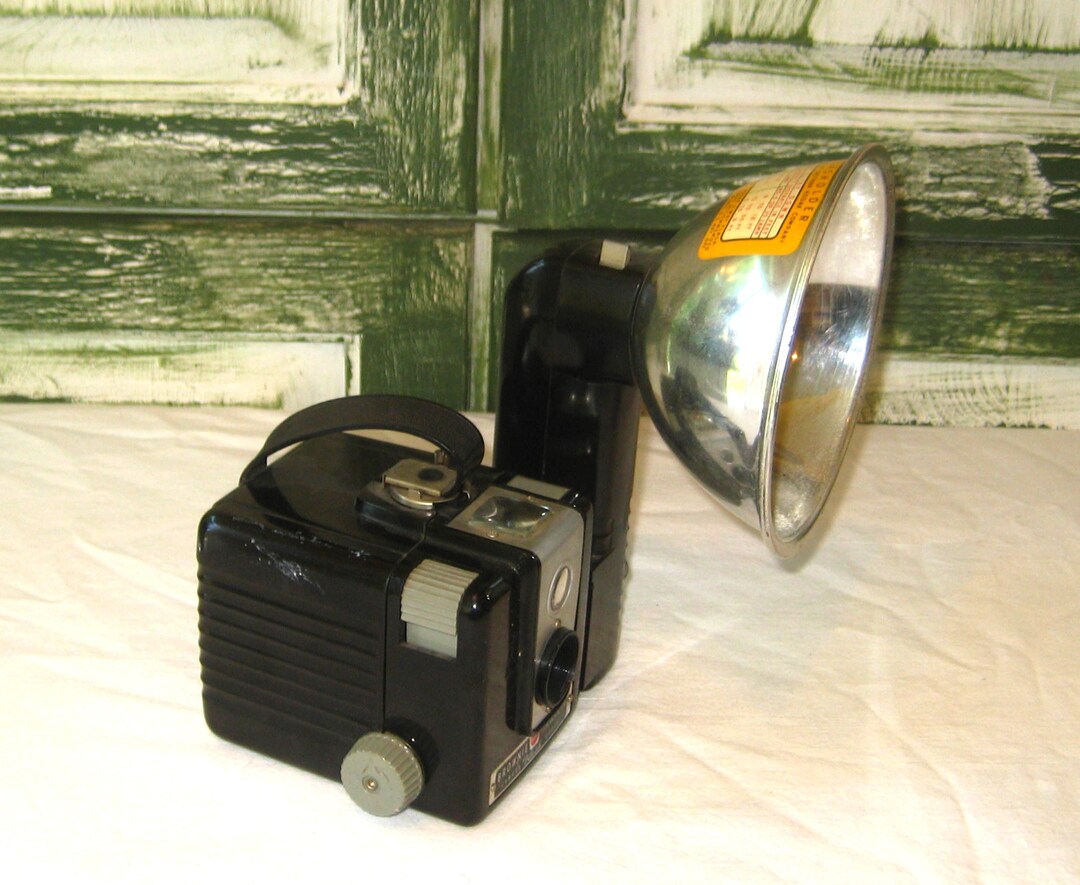 Antique Kodak Brownie Hawkeye Camera With Flash, Vintage Black Box ...