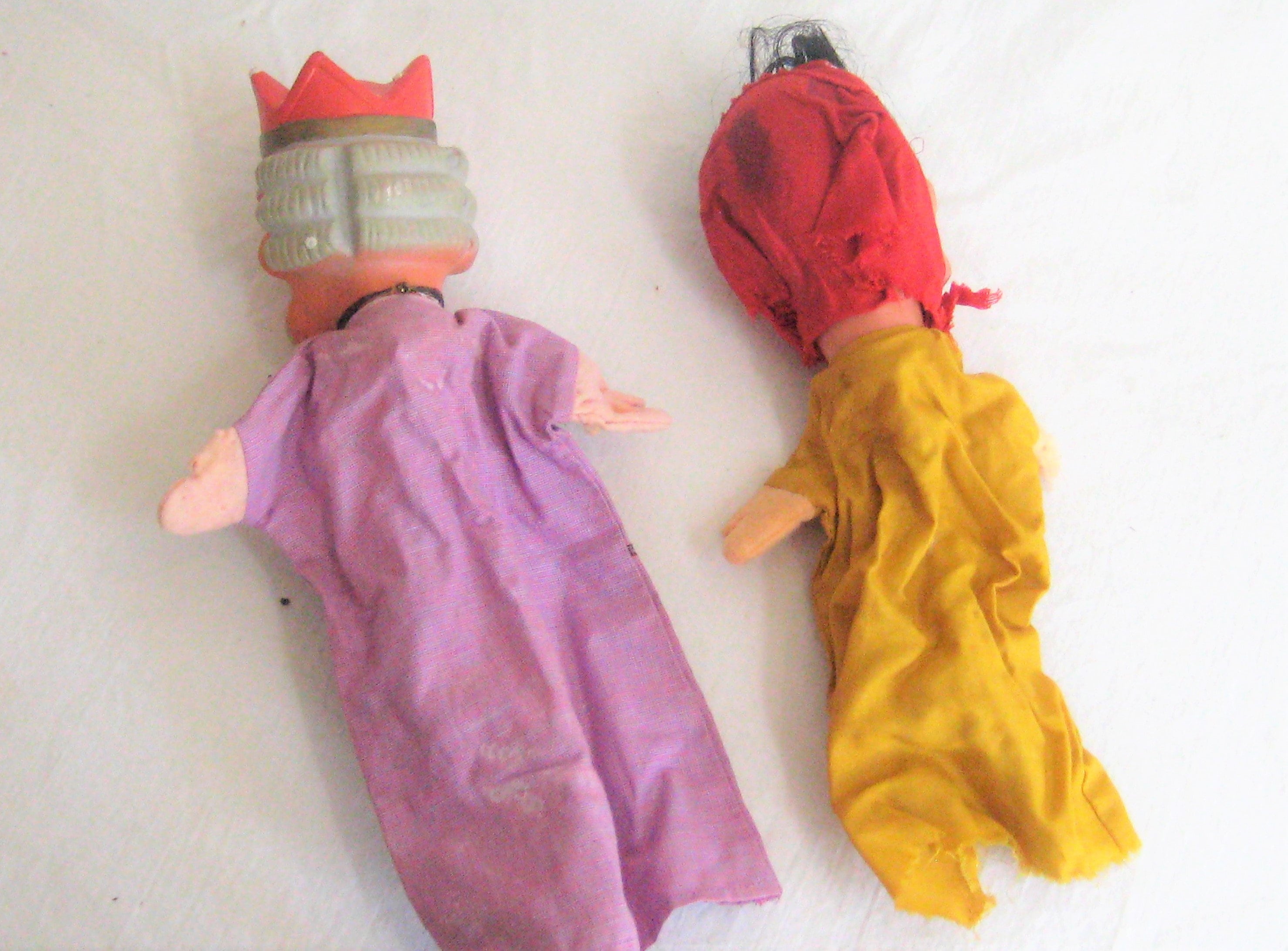 Pair of vintage hand puppets king with crown snaggle tooth | Etsy