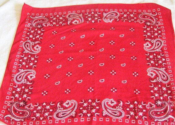 Vintage red bandana, paisley design black white, cott… - Gem