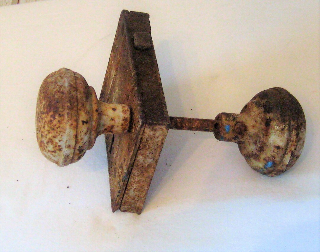 Antique Rusty Door Handle and Metal Door Plate, Vintage Door Knob With ...