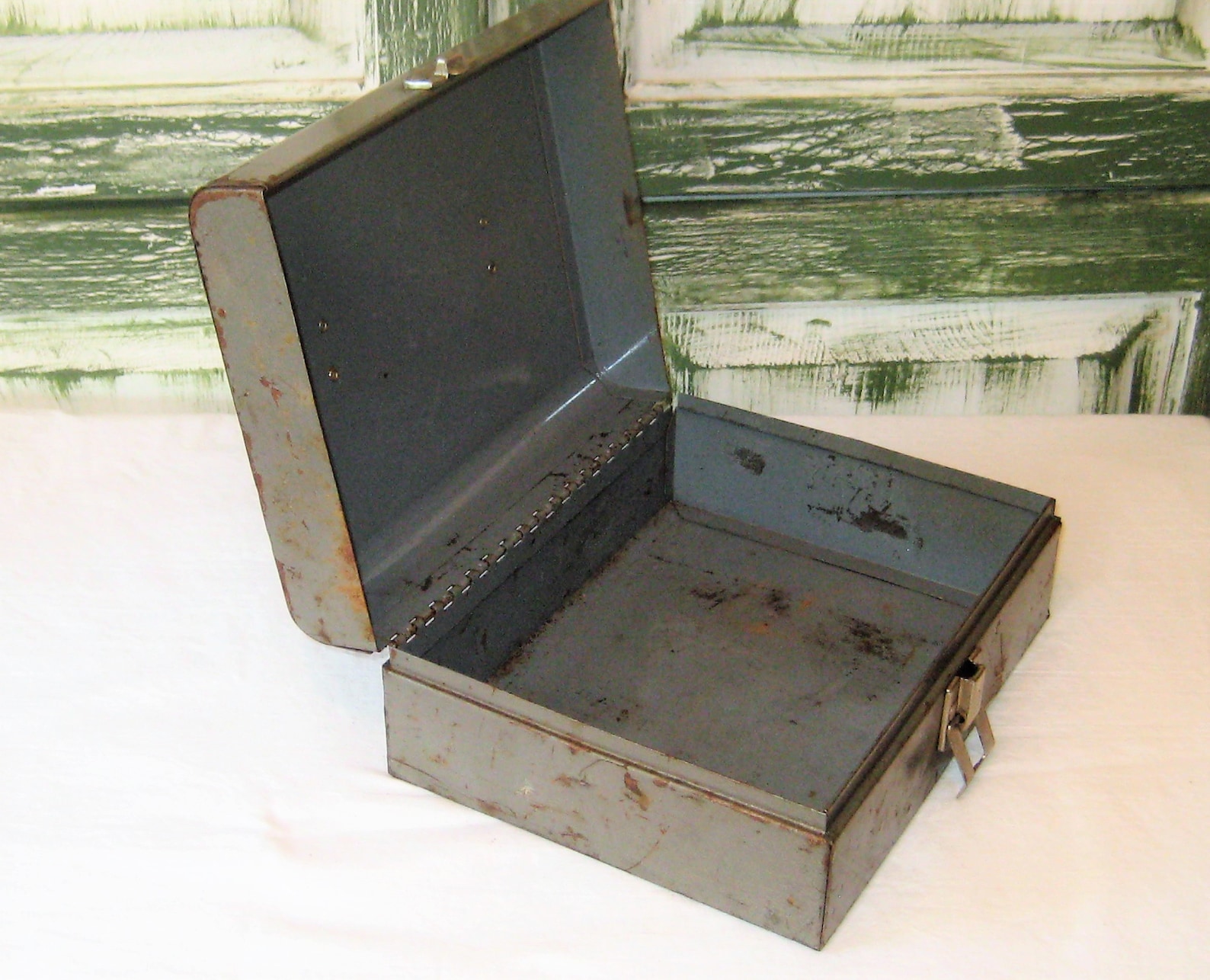 Rustic Gray Metal Tool Box Petite Size Hinged Lid Mechanics - Etsy