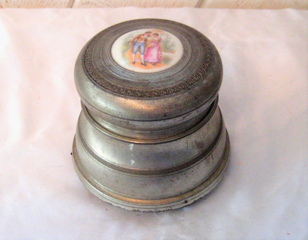Round Alumunim Powder Music Box, Metal Ring Trinket Box, Victorian ...