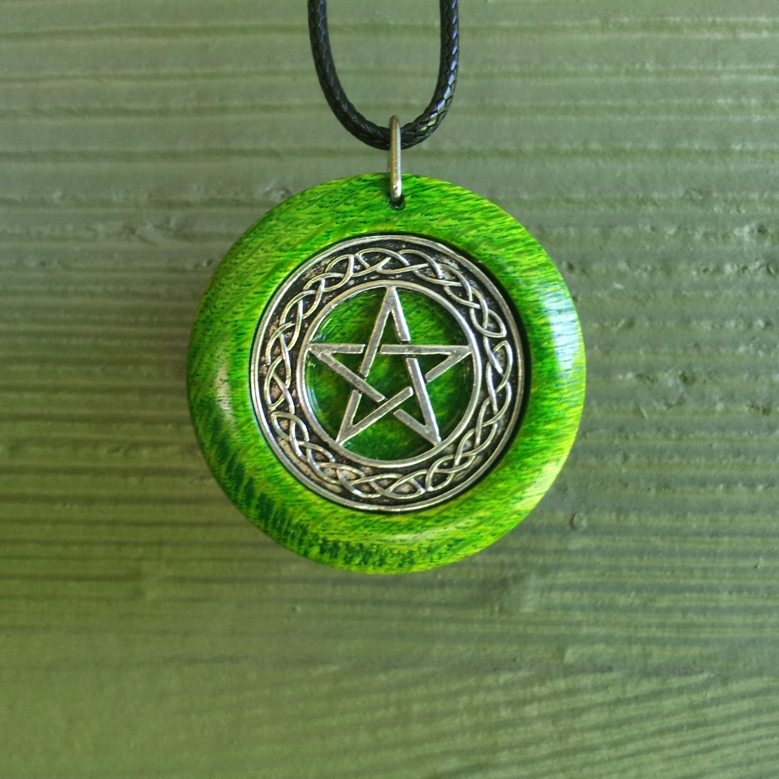 Pentacle Pendant in Light Green Stained Oak Unisex Gift - Etsy Australia