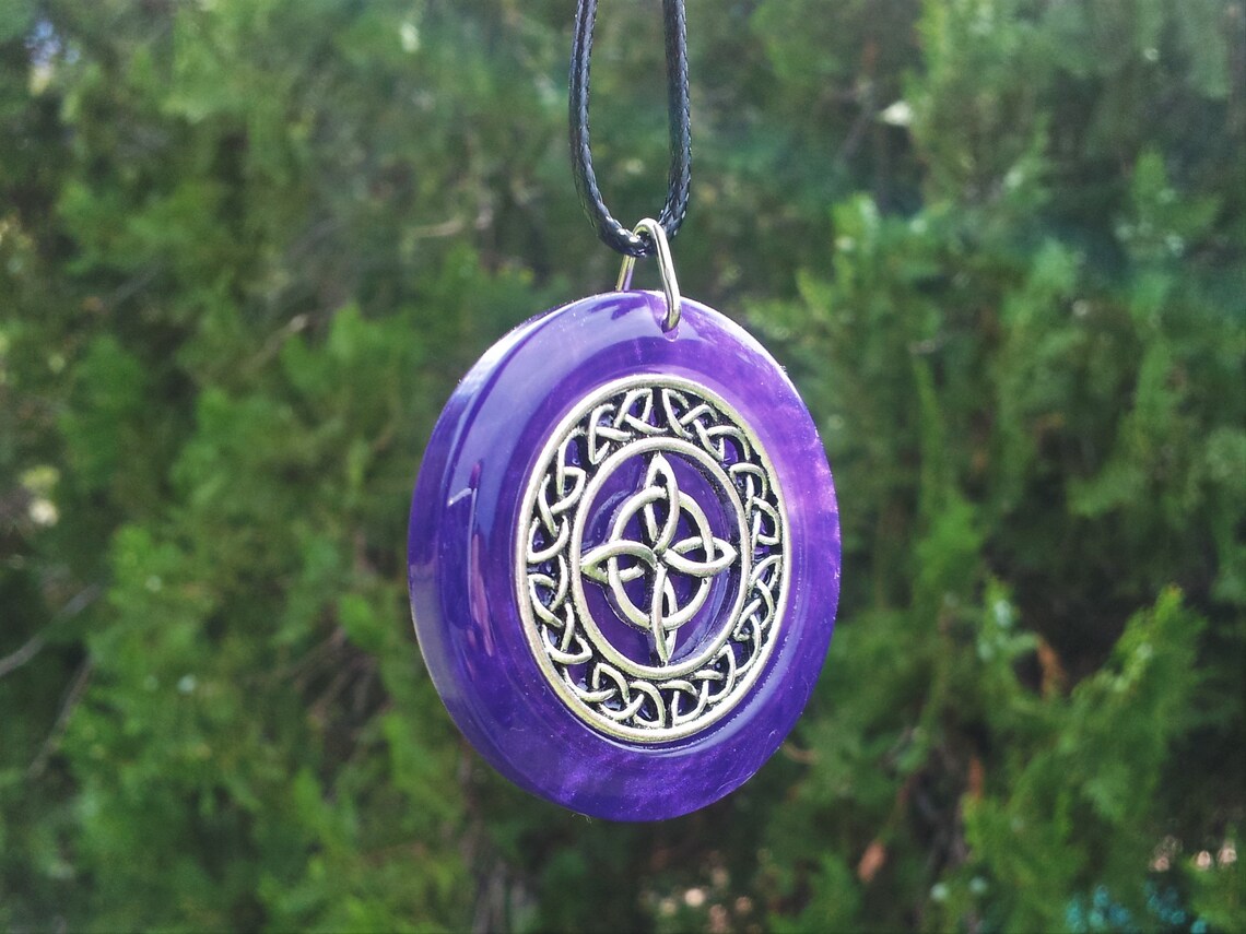 Purple Witch's Knot Protection Amulet Spiritual Pendant | Etsy