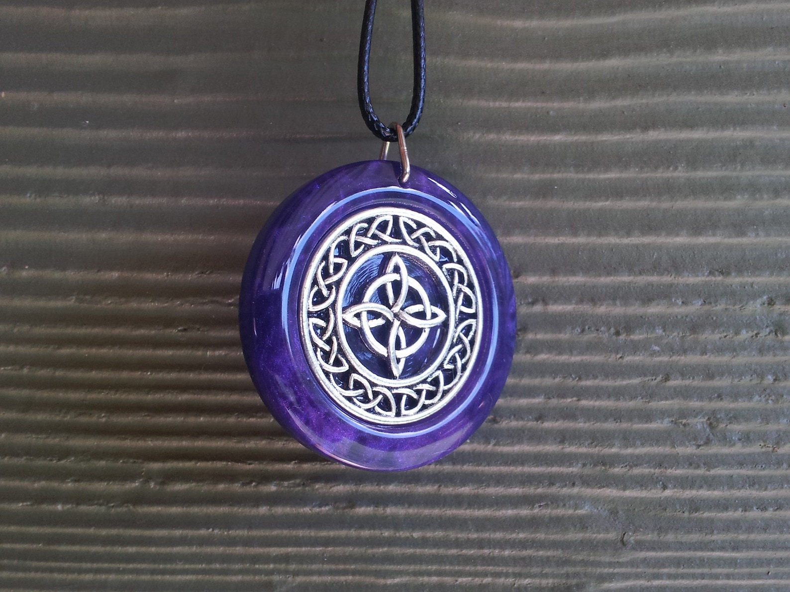 Purple Witch's Knot Protection Amulet Spiritual Pendant - Etsy