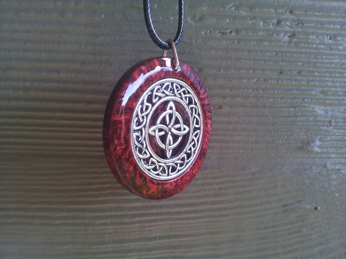 Ruby Red Witch's Knot Protection Amulet Witch's - Etsy