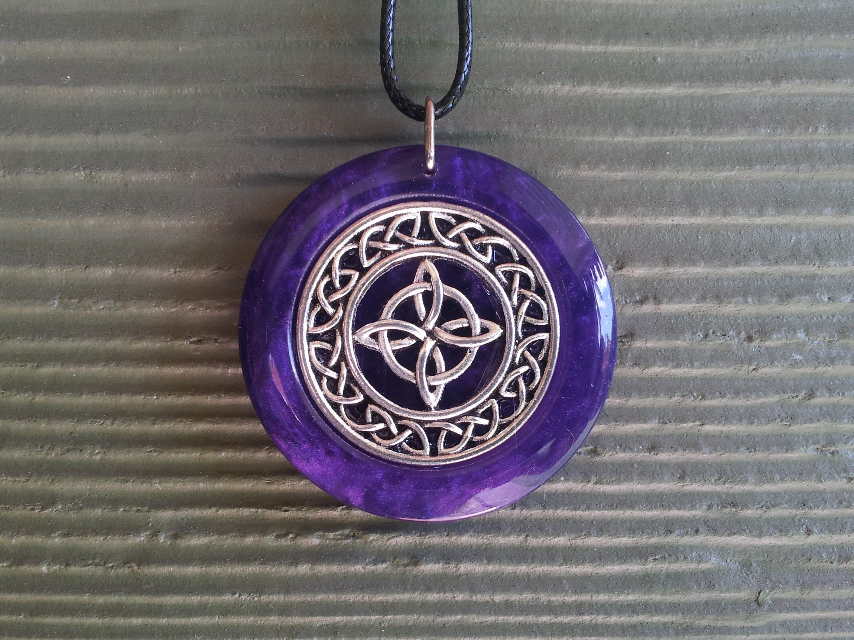 Purple Witch's Knot Protection Amulet Spiritual Pendant | Etsy