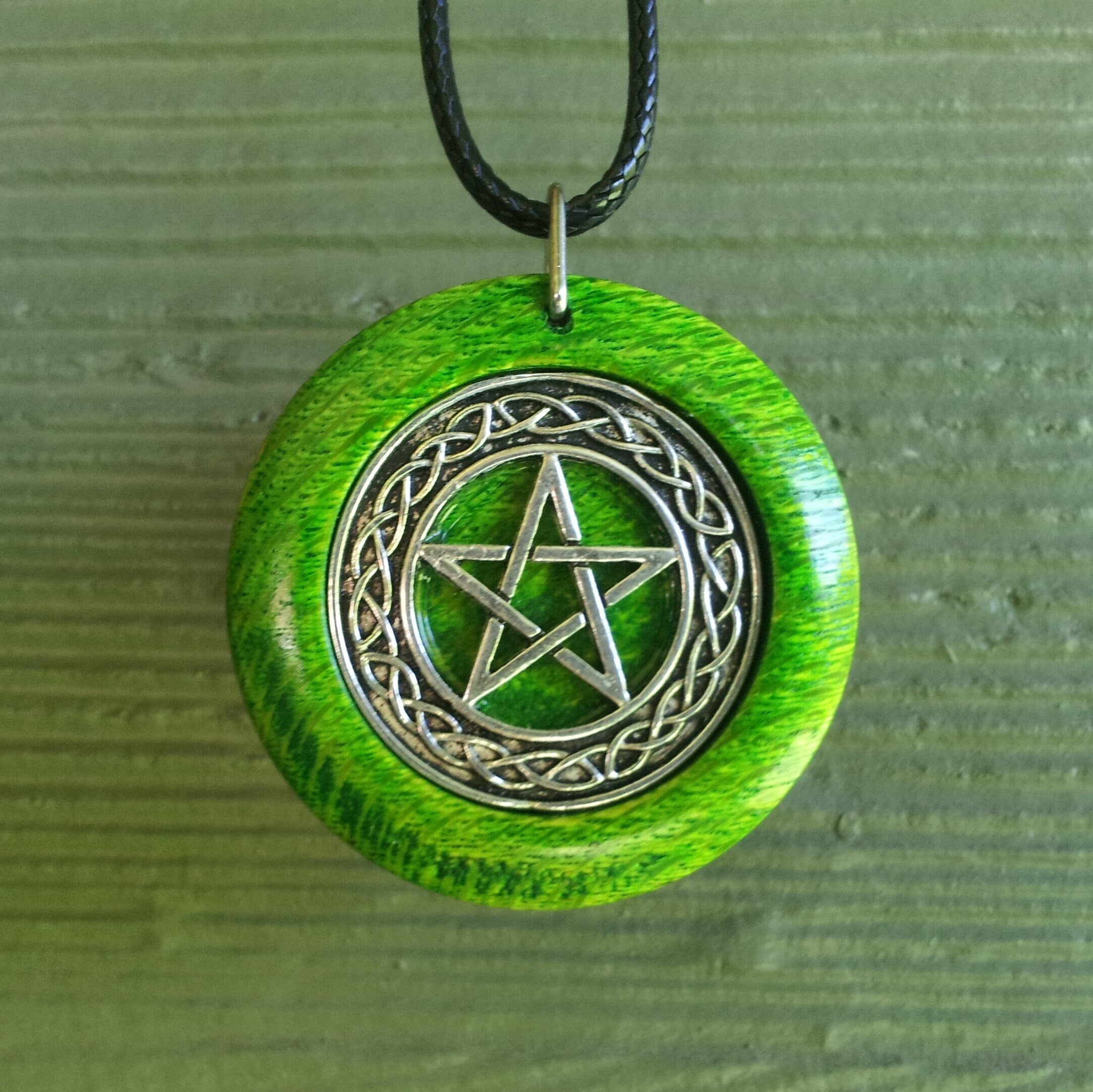 Pentacle Pendant in Light Green Stained Oak Unisex Gift - Etsy Australia