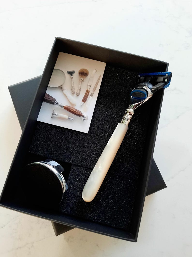 Fusion Razor With Heavy Base, Mother of Pearl Handle Circa 1900 ...