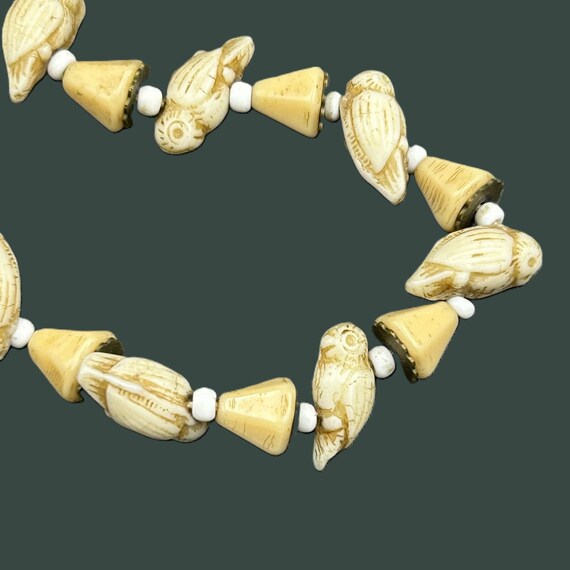 Neiger Uranium Glass Parrots Beads Necklace - Gem