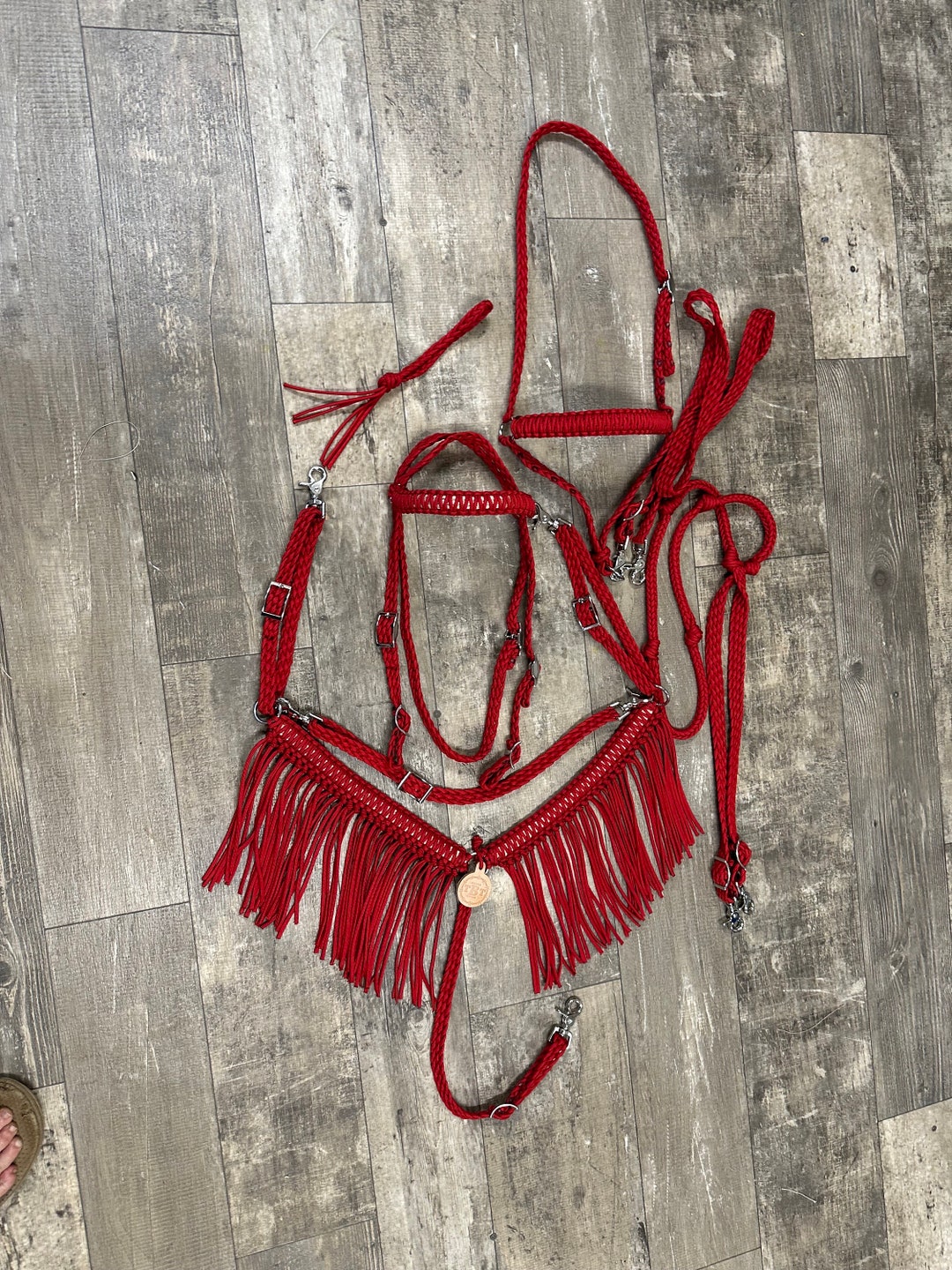 Red Horse Tack Set With Fringe Breast Collar, Browband Headstall, Reins ...