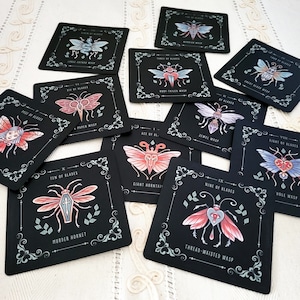 Insecta Obscura Tarot Deck Green Witch Insect Garden Tarot 78 Cards and ...