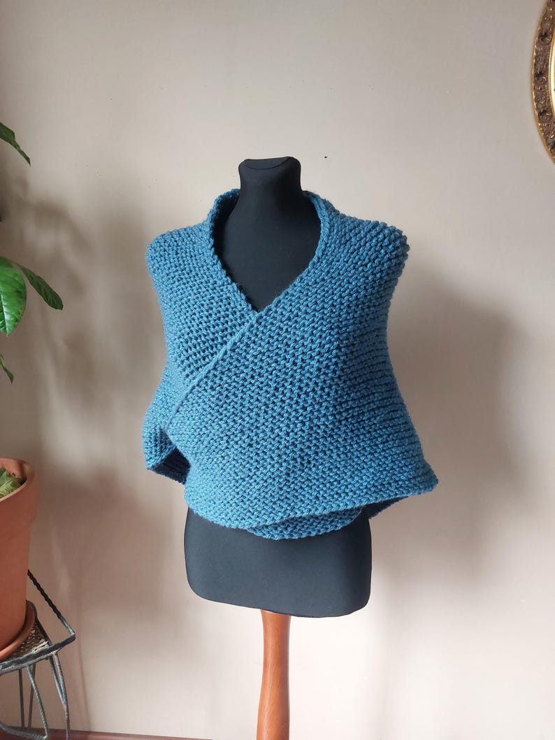 Hand-knitted Claire Shawl Outlander Inspired – Blue Wrap – One Size ...