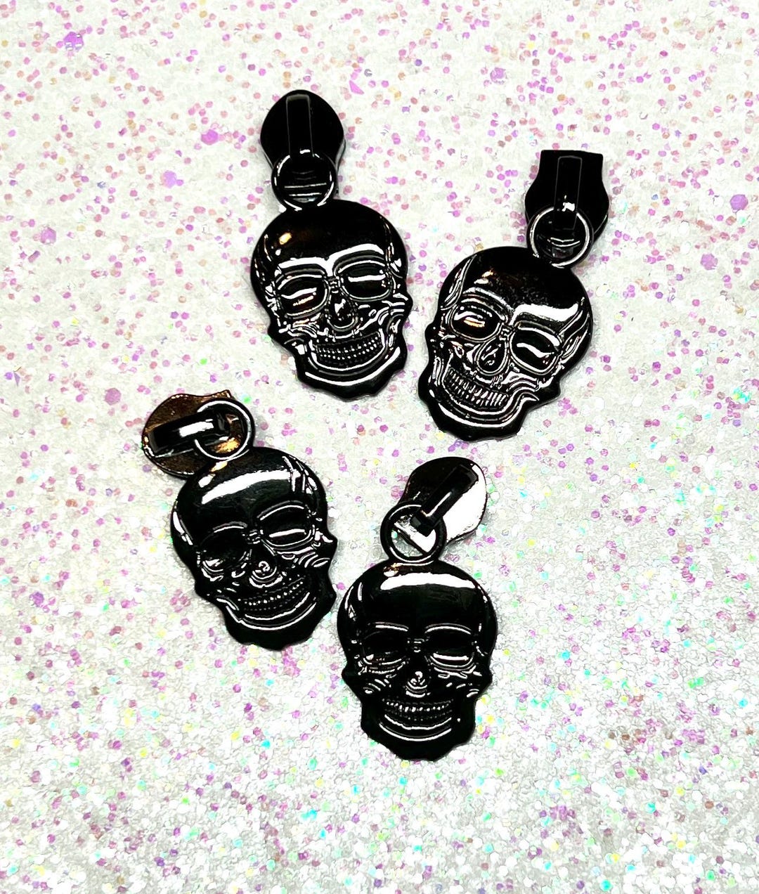 Skull #5 Zipper Pull *set of 4* - Etsy