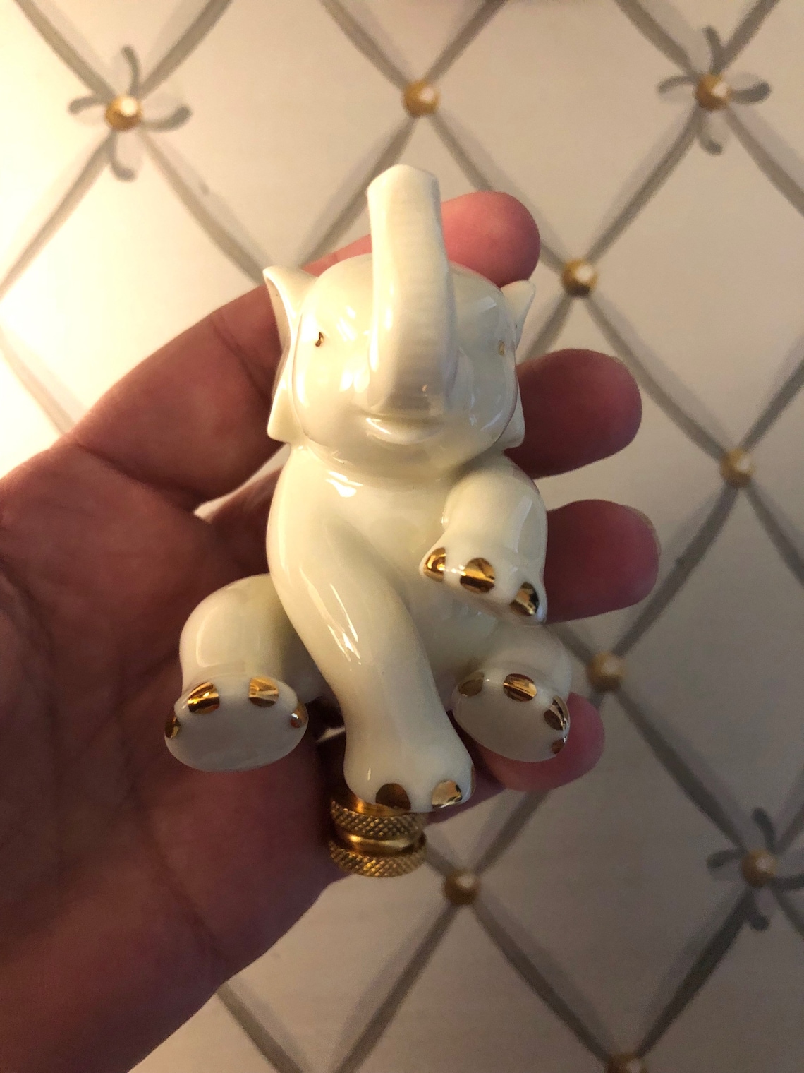 Lenox Baby Elephant Porcelain Lamp Finial Collectibles Lamp - Etsy