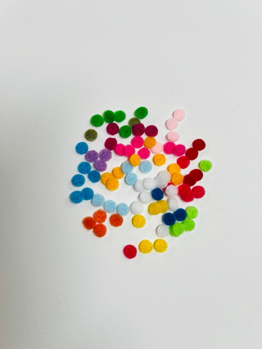 100 Tiny Felt Circles, 1/4" Mini Felt Spots, Die Cut Felt Circles ...