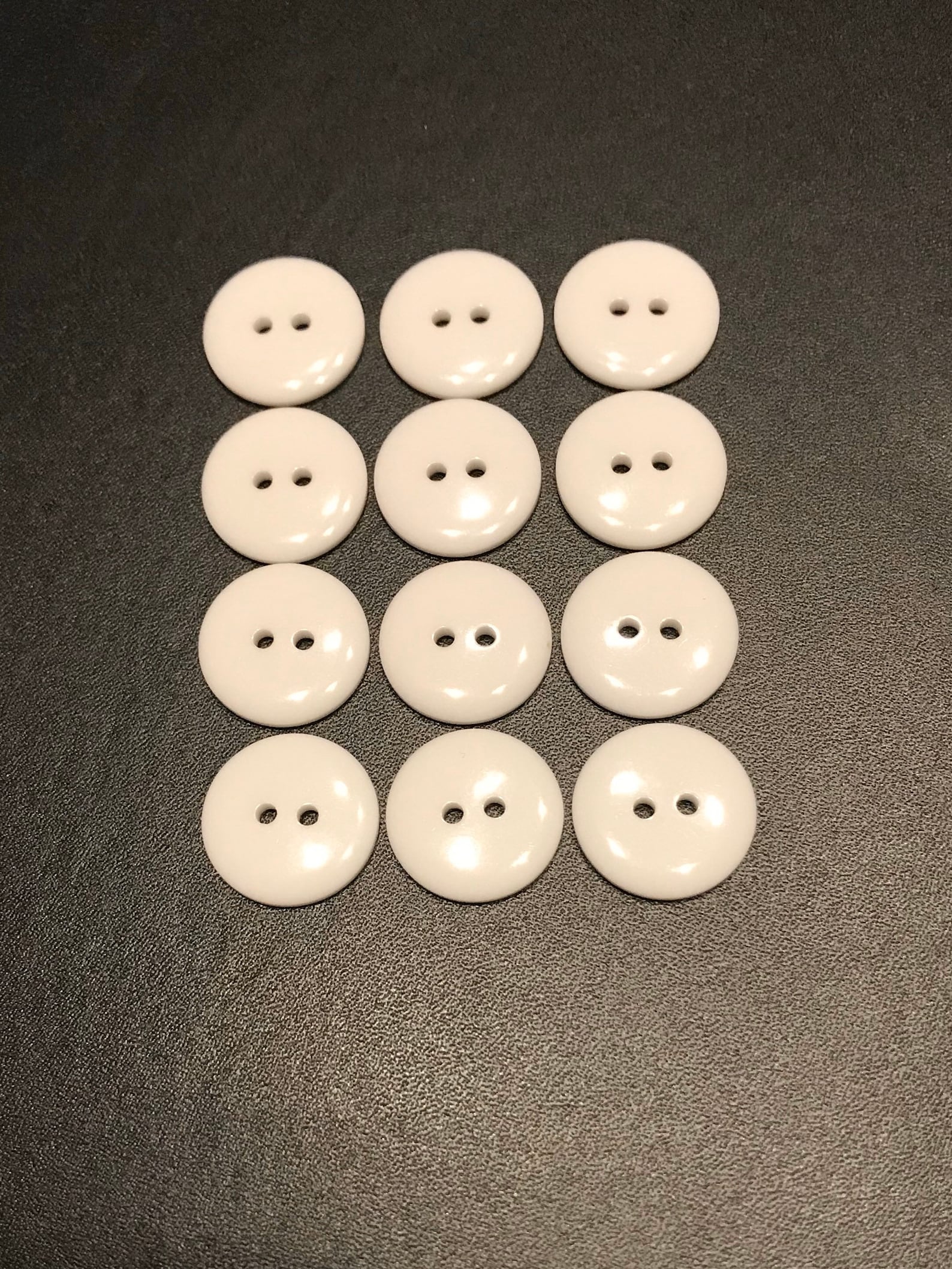 3/4" White Buttons, Shiny buttons, 19mm Buttons 2 Holes, Lead free ...