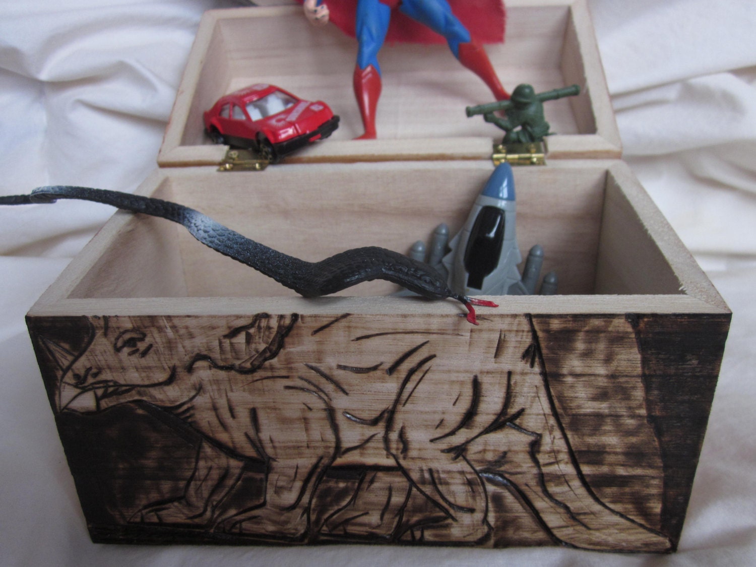 Dinosaur Keepsake Box : Petit Cheri Dinosaur Keepsake Box – YAUAT