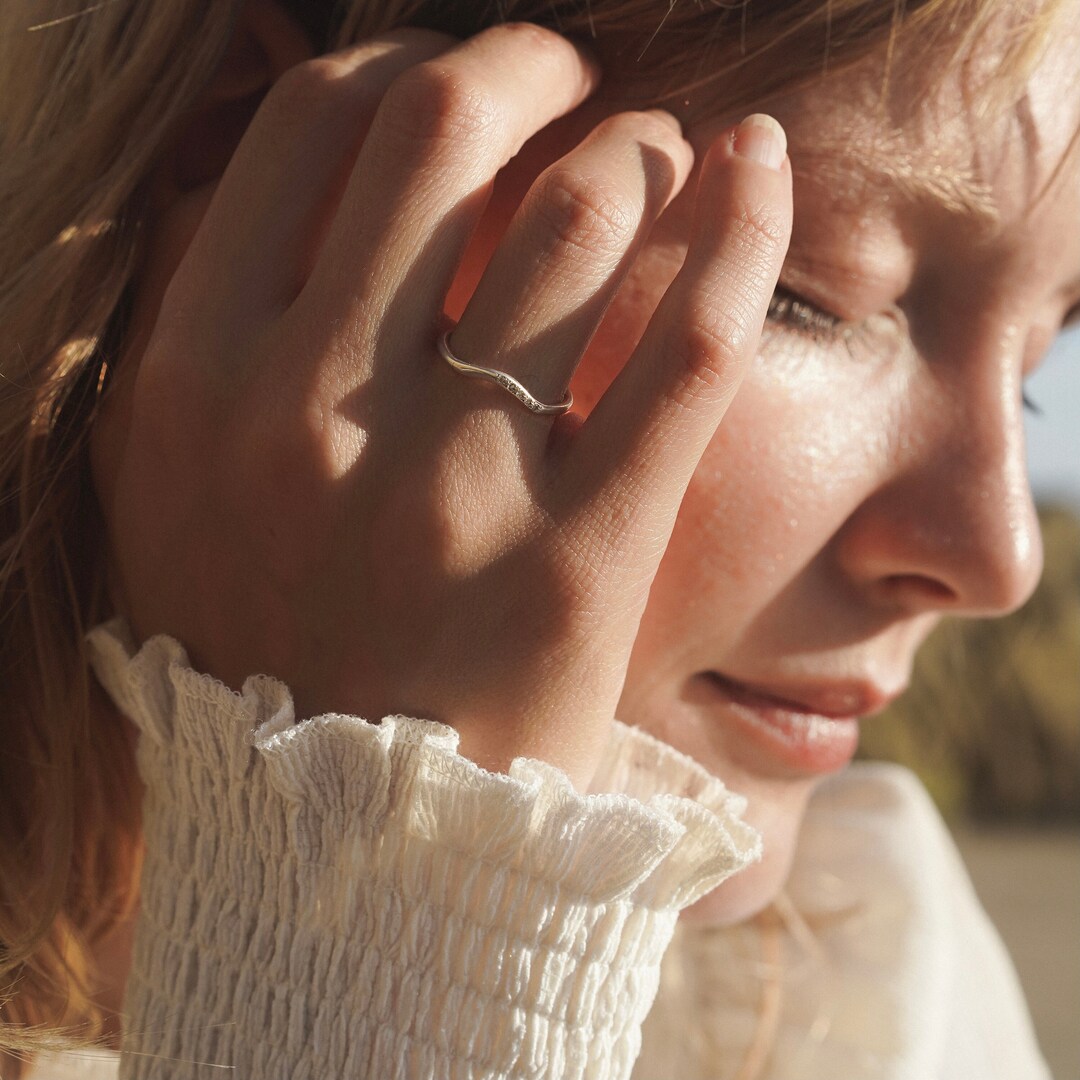 Small Wave Ring - Single Diamond Wave Ring Wave Ring Band Simple Nature Ring Wave Jewelry - Etsy