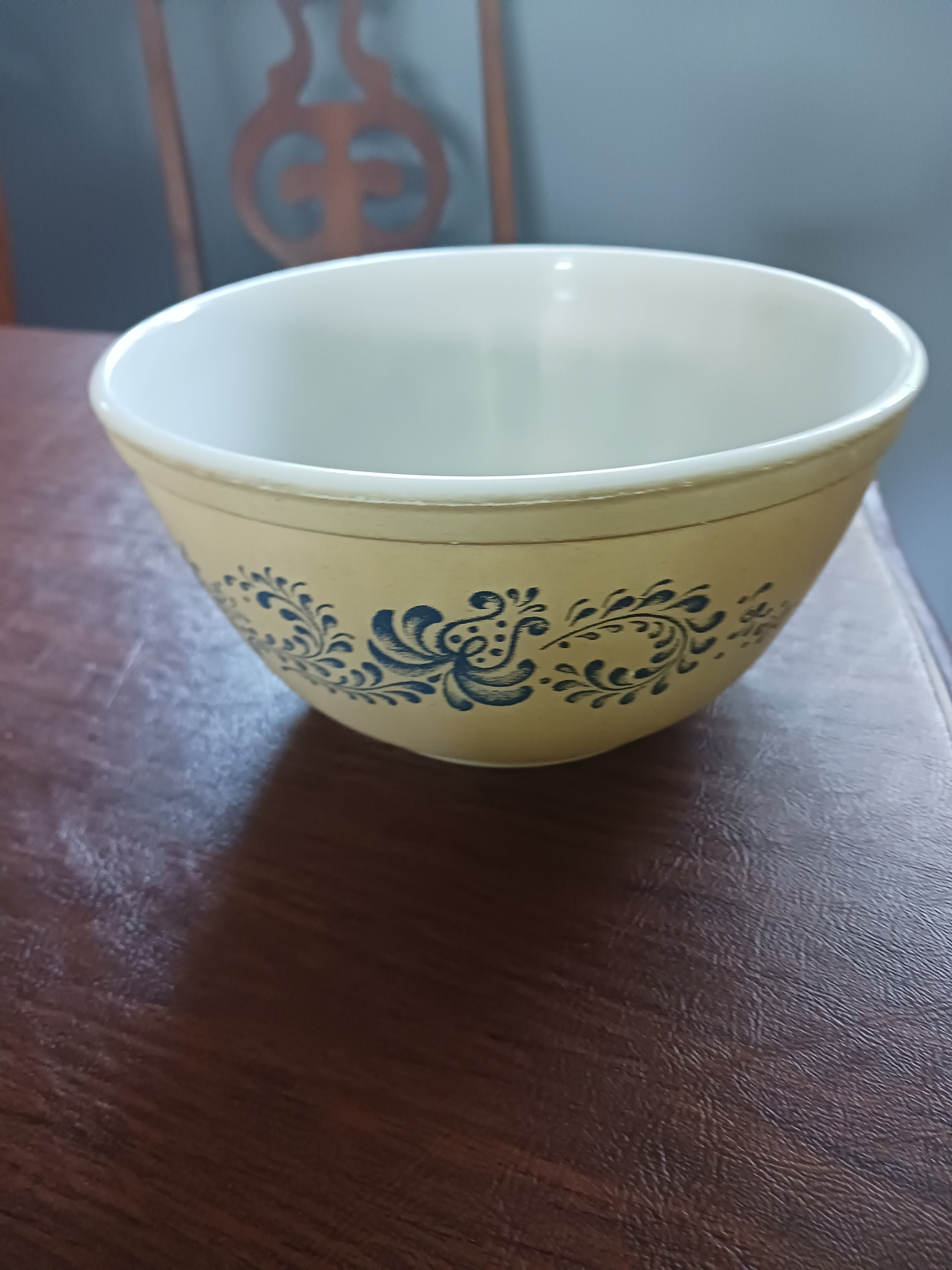 Vintage 1980s Pyrex Homestead Mixing Bowl - Etsy