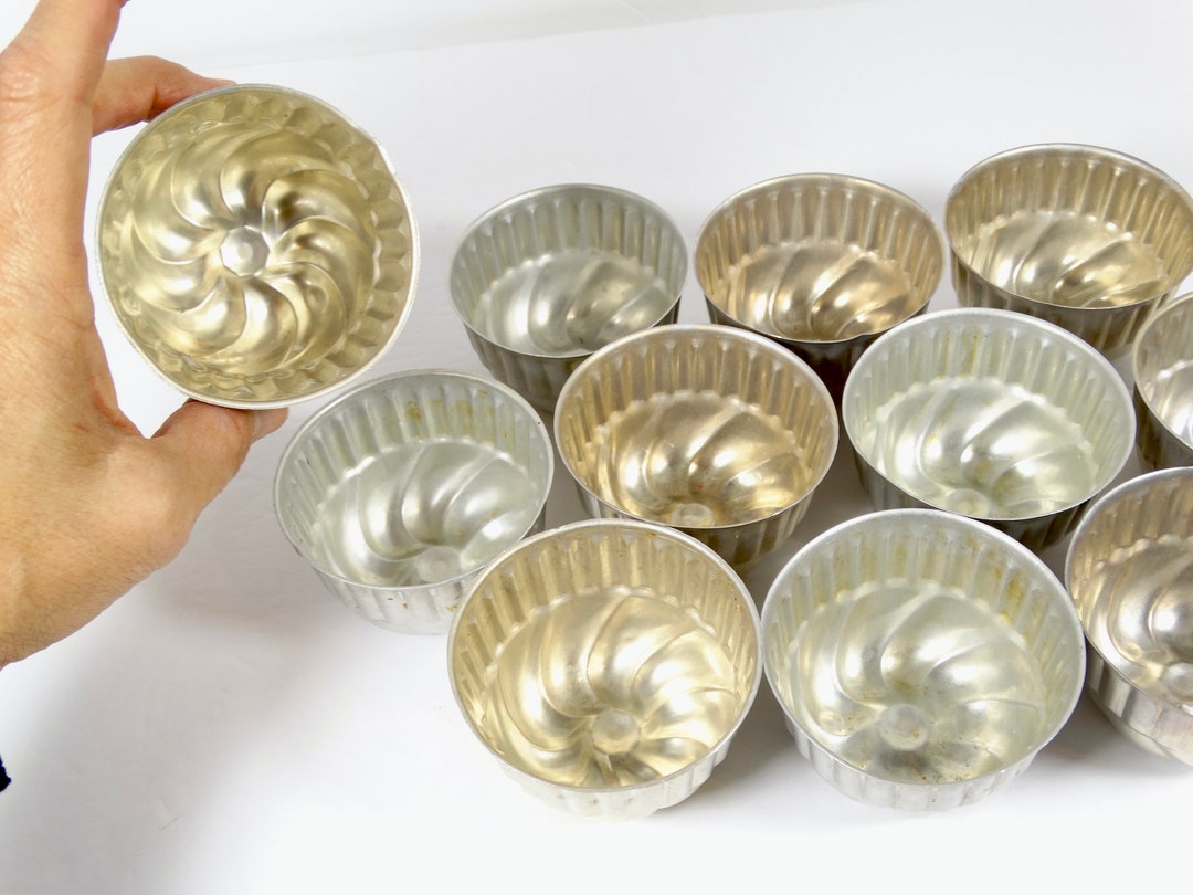 Vintage Mini Tart Tins - Set of 11 Miniature Bundt Tins Small Jello ...