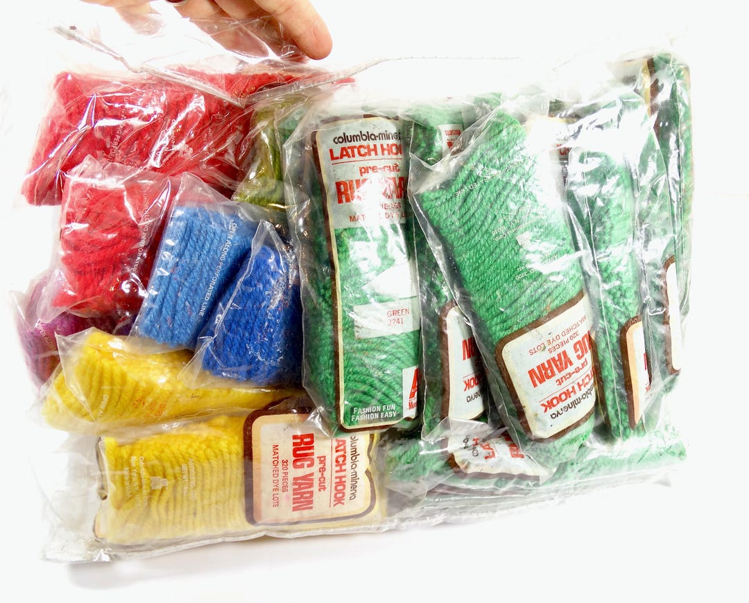 Giant Lot Vintage Latch Hook Rug Yarn - Columbia-minerva Pre-cut Rug ...