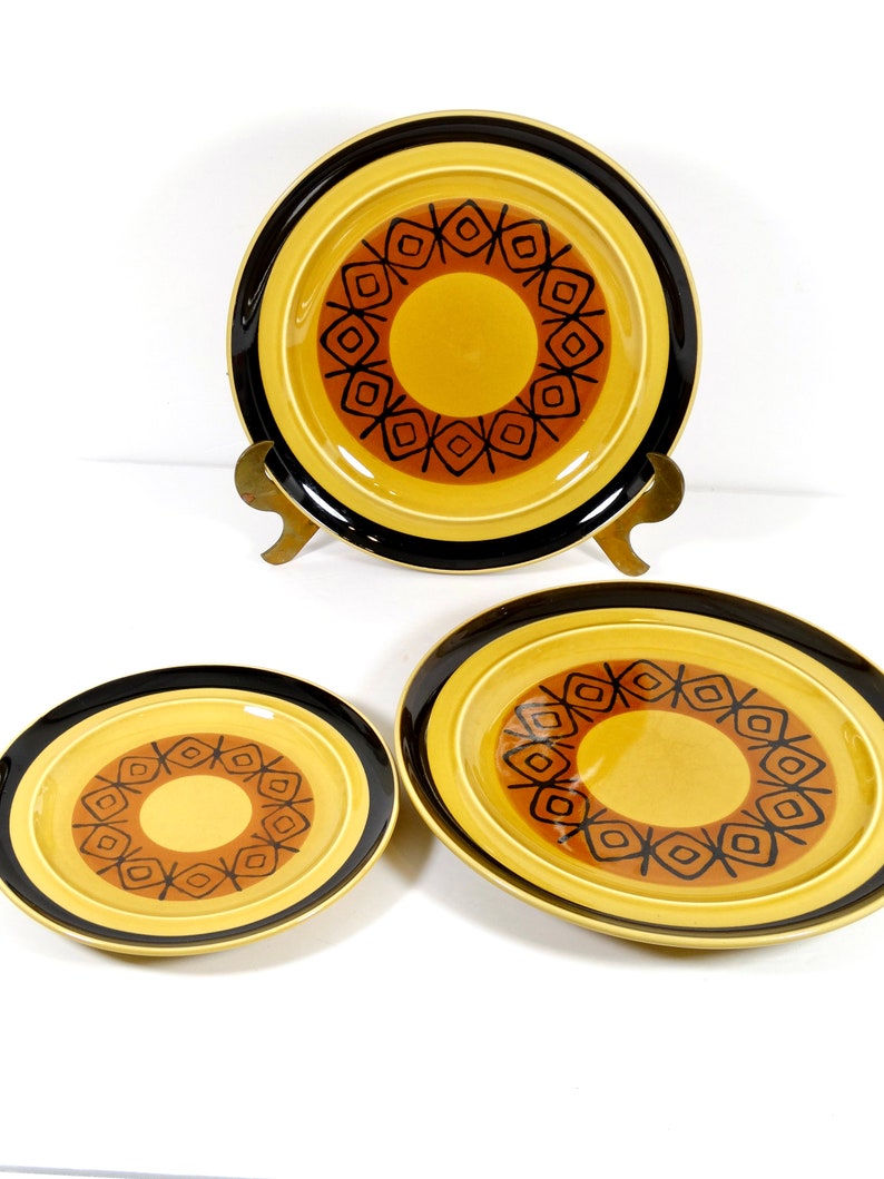1970s Stonecraft Madrid Plate Set of 3 Plates 70s Dinnerware 70s Home ...