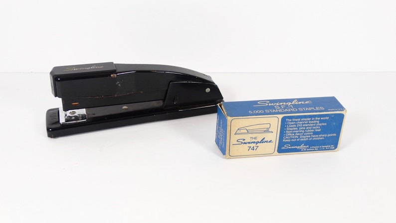 Vintage Black Swingline Stapler With Staples S24 Midcentury Office ...